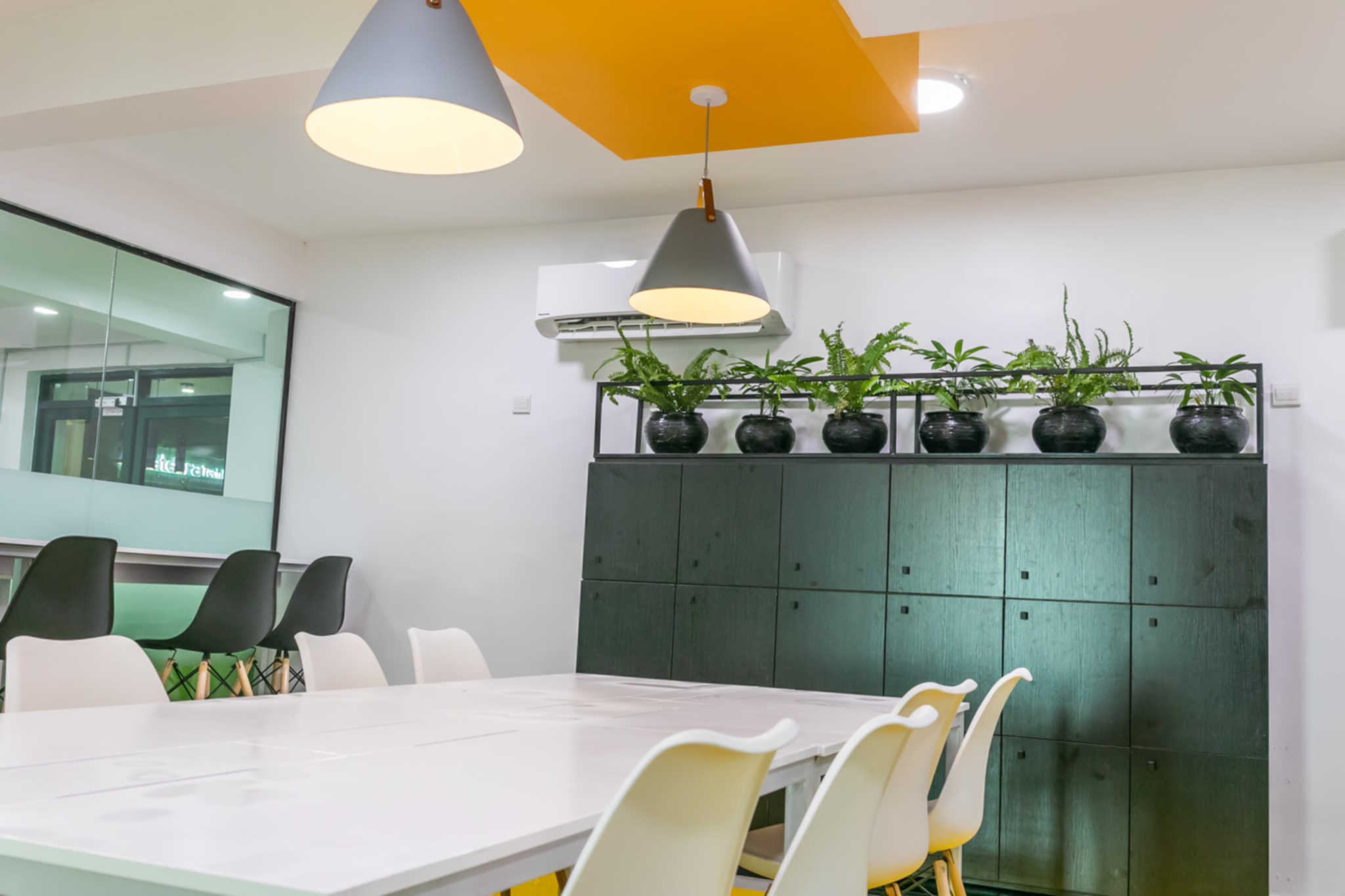 Main Office – Tech Hub